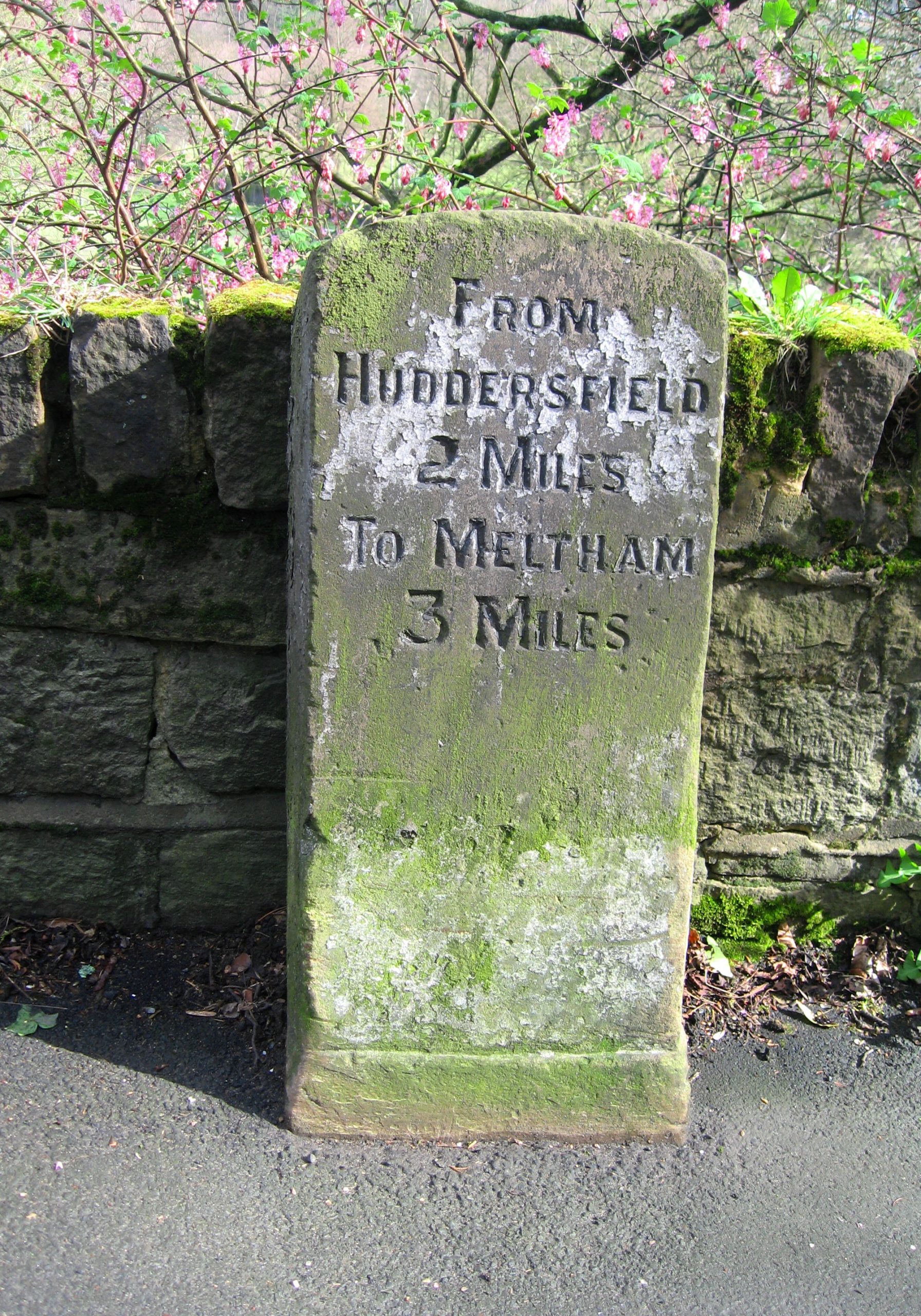 Milestones on the turnpike to Meltham - Yorkshire Milestones